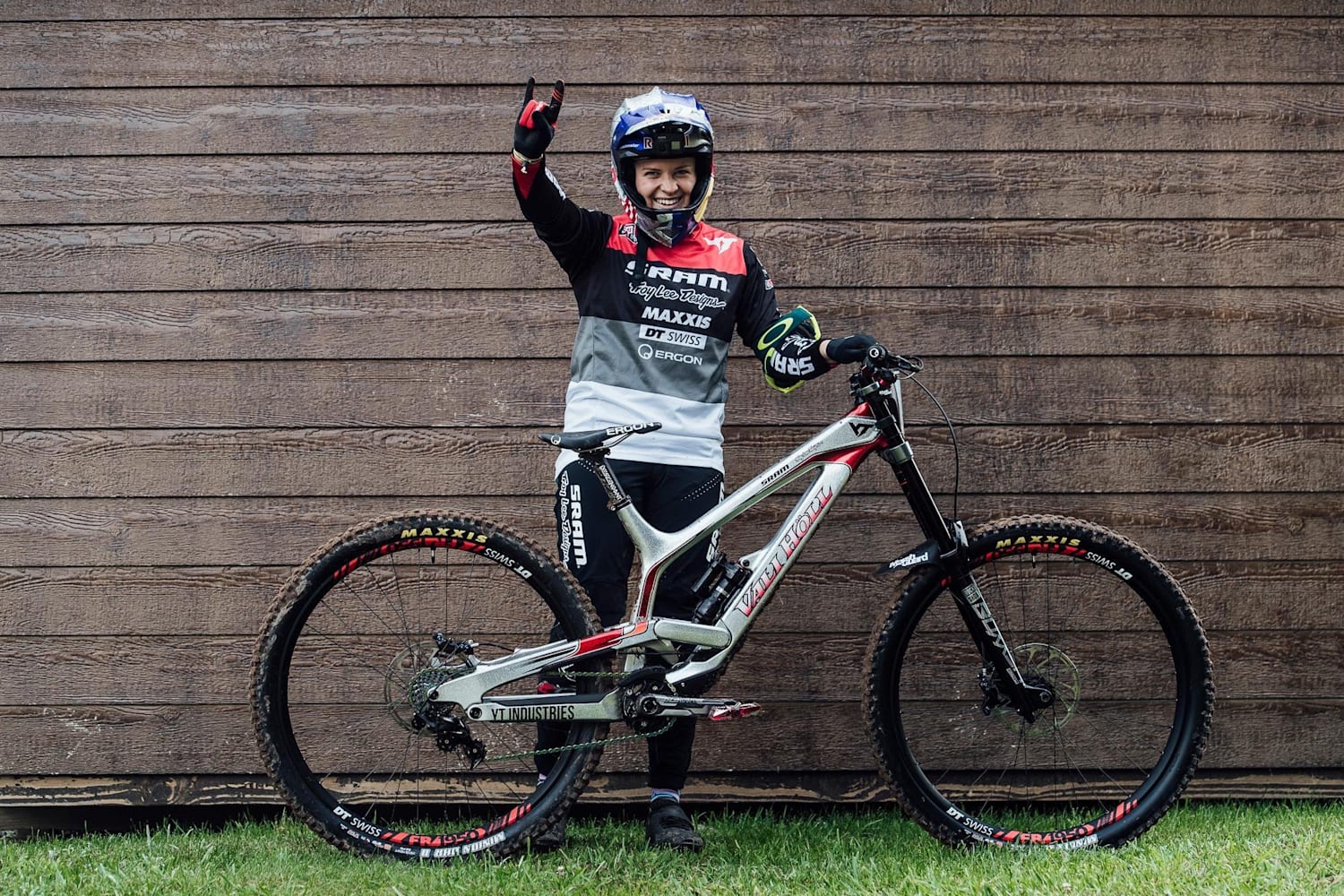 Fastest downhill mountain bikes that pros ride: Top 10