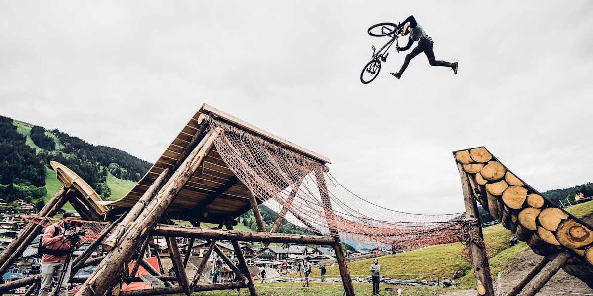 Watch Live: Crankworx Les Gets Slopestyle 2017 +video+