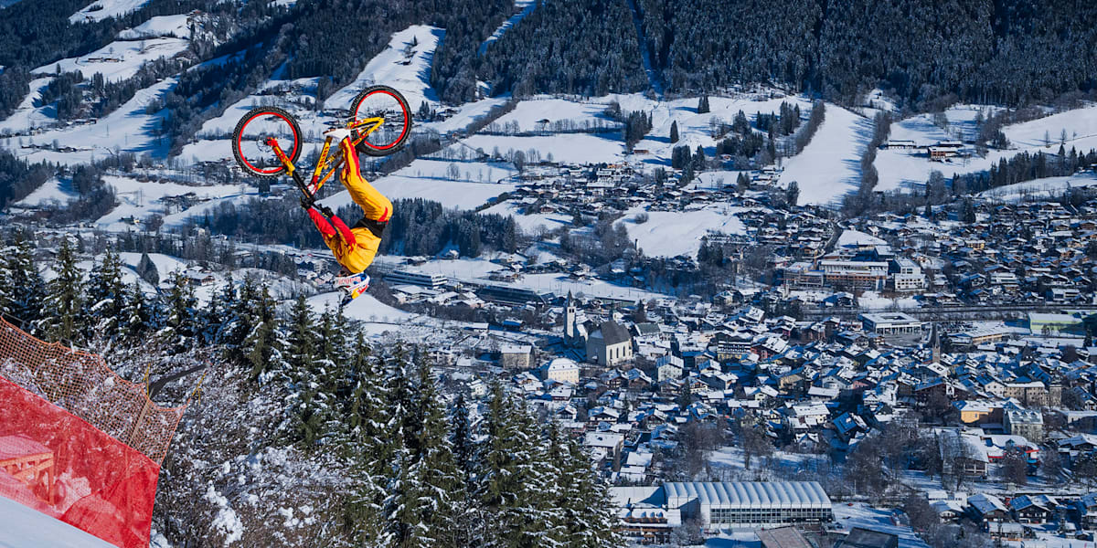 La Streif : Fabio Wibmer décolle à Kitzbühel.