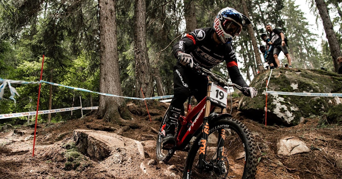 Rob's Gondola Talk with Aaron Gwin ++ Video