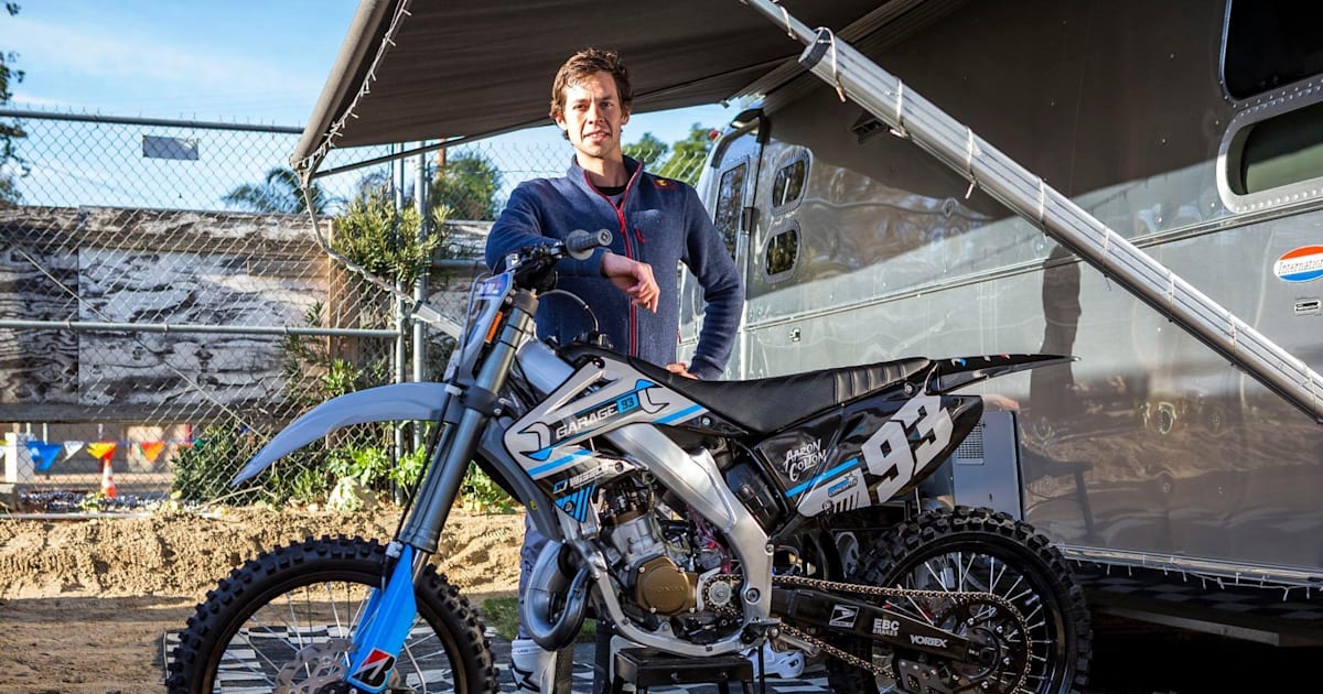 Bike Builds with Aaron Colton S1 E1: 2-stroke dirt bike