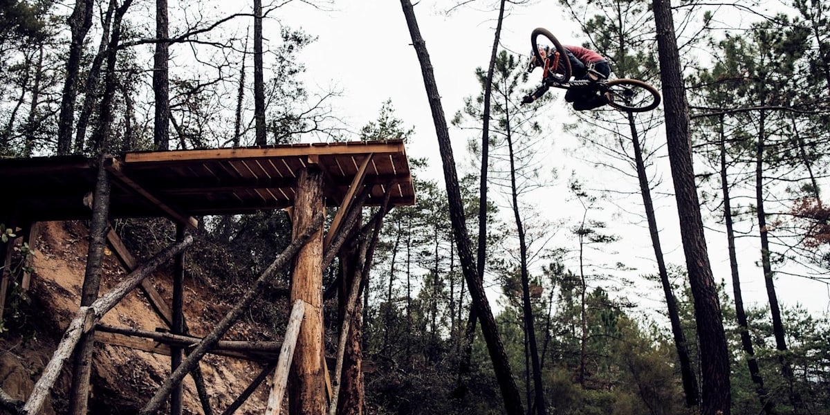 Thomas Genon: MTB Slopestyle run in Belgium +++video+++