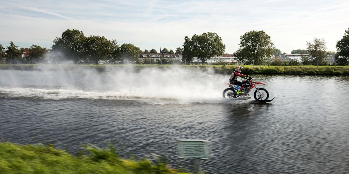 Robbie Maddison rides to Red Bull Knock Out ++video++