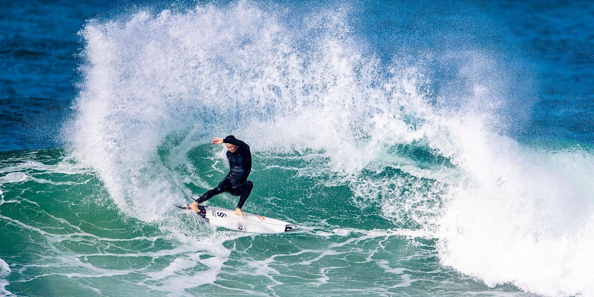 No Contest France Portugal Jordy Smith Surfing Tubes
