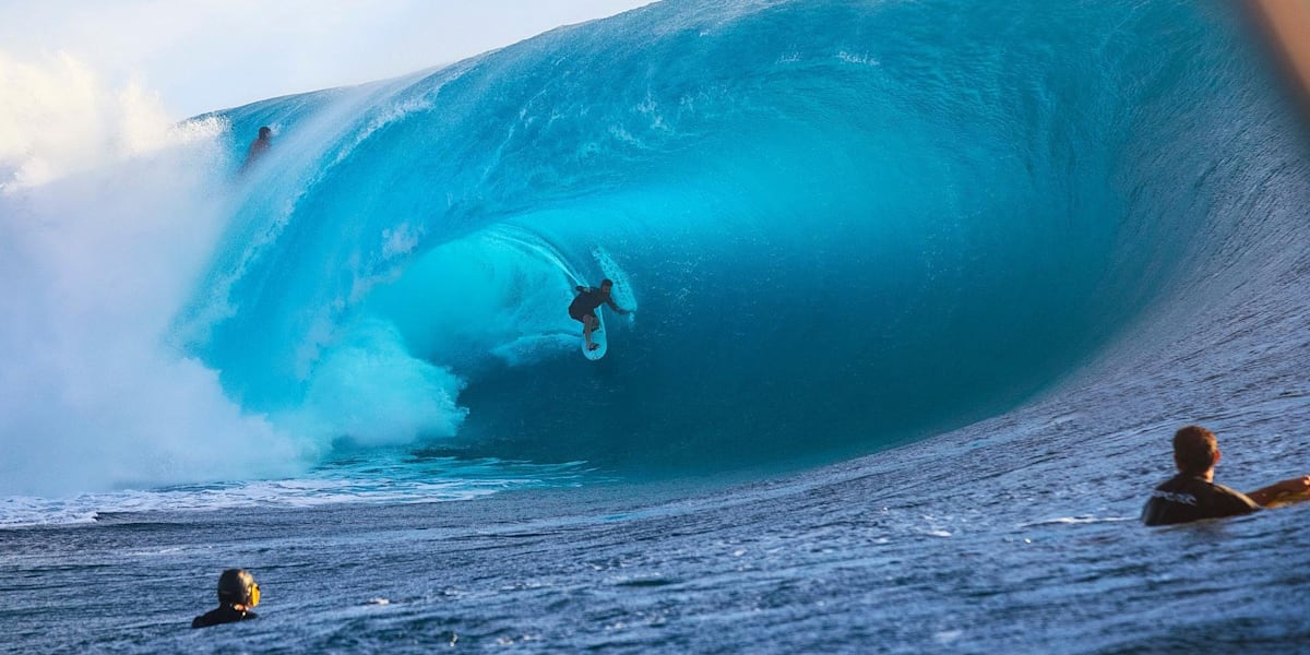 Vidéo : Sessions de surf parfaites à Teahupo'o, Tahiti