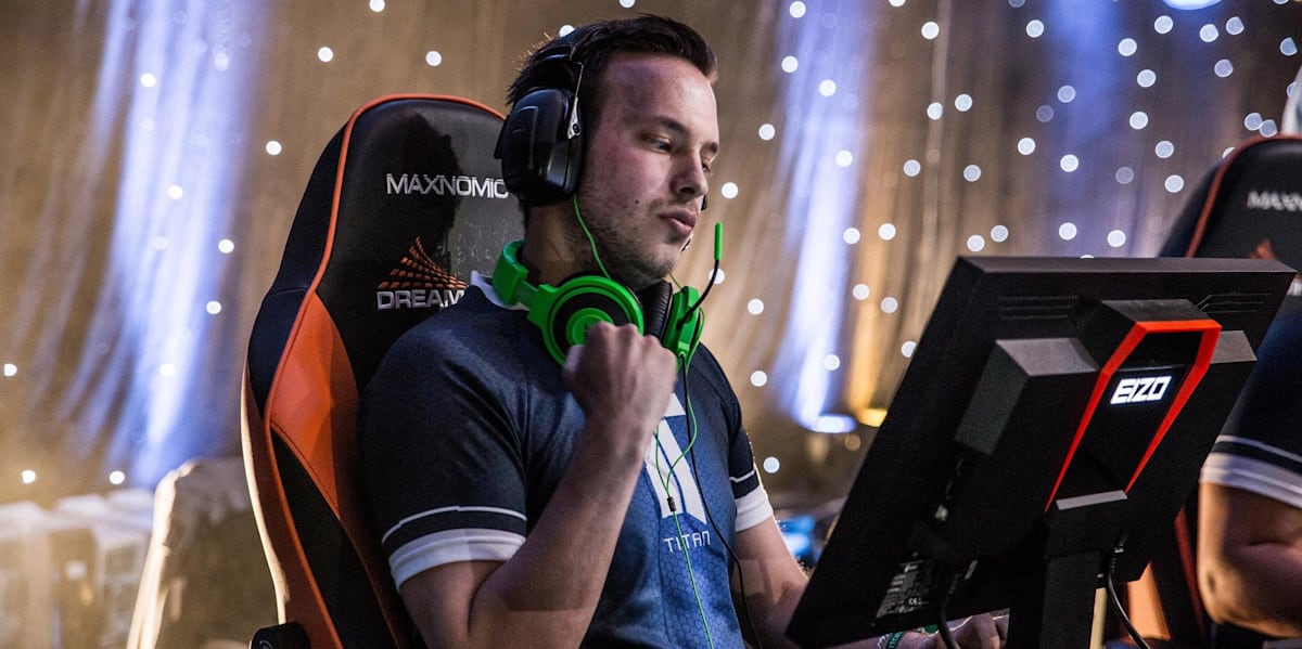 Maniac: CS:GO-Interview mit dem Schweizer | Red Bull