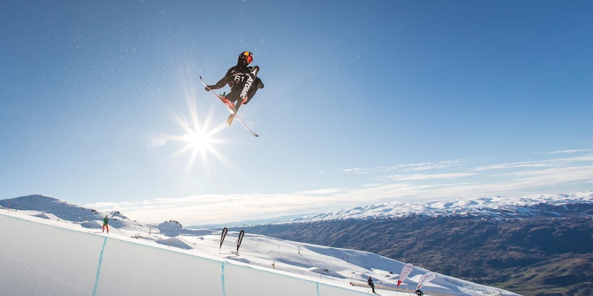 Ski und Snowboard Halfpipe fahren: Der ultimative Guide