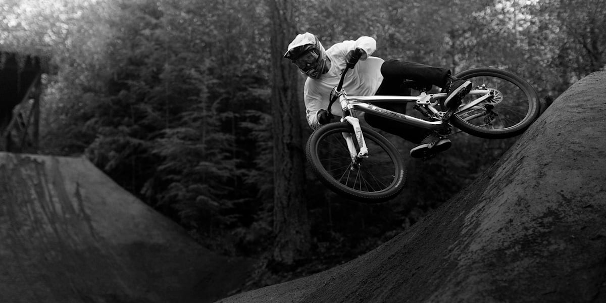 Brandon Semenuk y Rupert Walker vídeo Aim