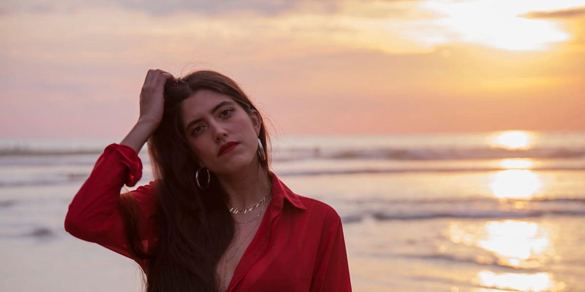 Ana Rizo: Lo que no fluye, ¡bye!