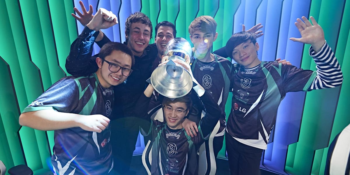 We Interview the Dire Wolves ahead of Worlds 2017