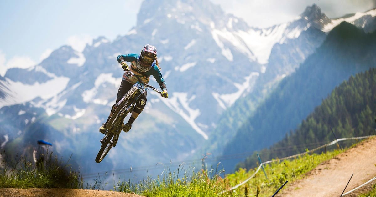 Rob's Gondola Talk with Vali Höll