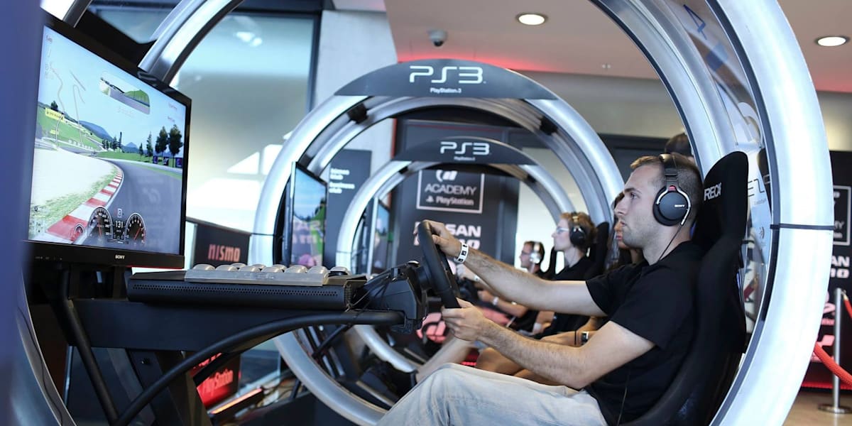 SIM CENTER w Poznaniu - wywiad z Damianem Lempartem