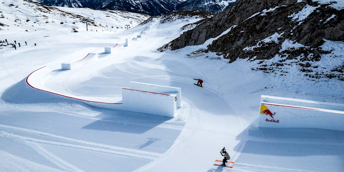 Reshapes: Pierre Vaultier reinvents boardercross