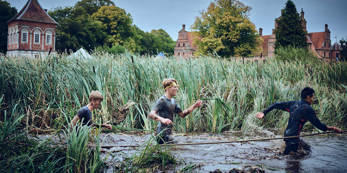 Se ALLE deltagerbillederne fra Red Bull Conquer the Castle