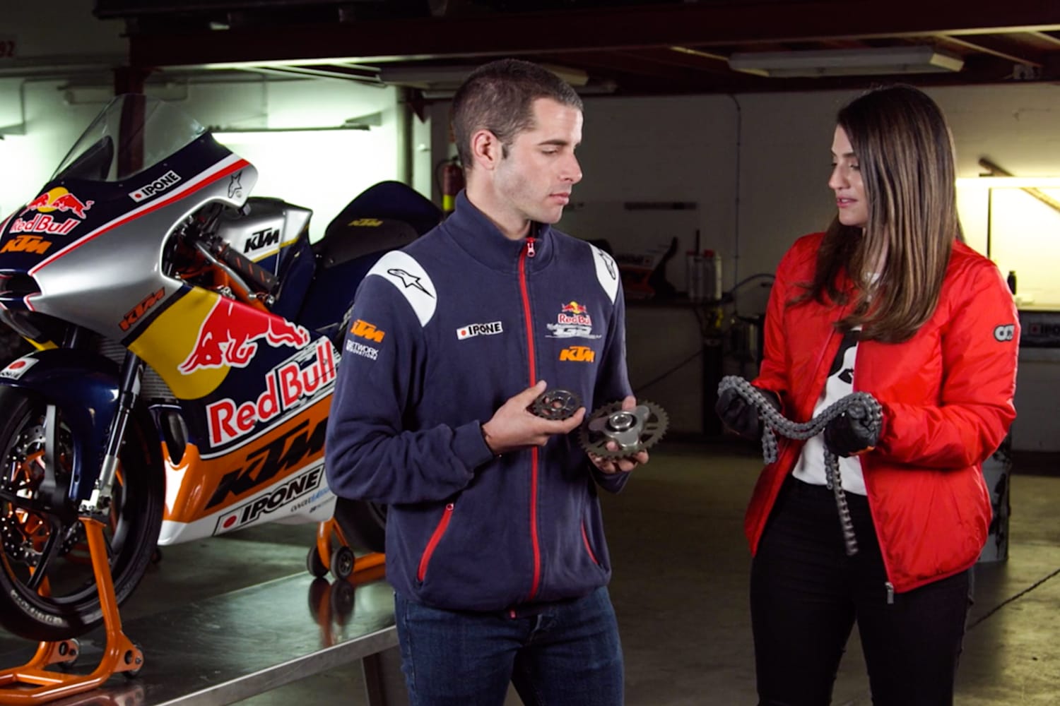 Get Ready to Race S1 E4: Chain and sprockets – video