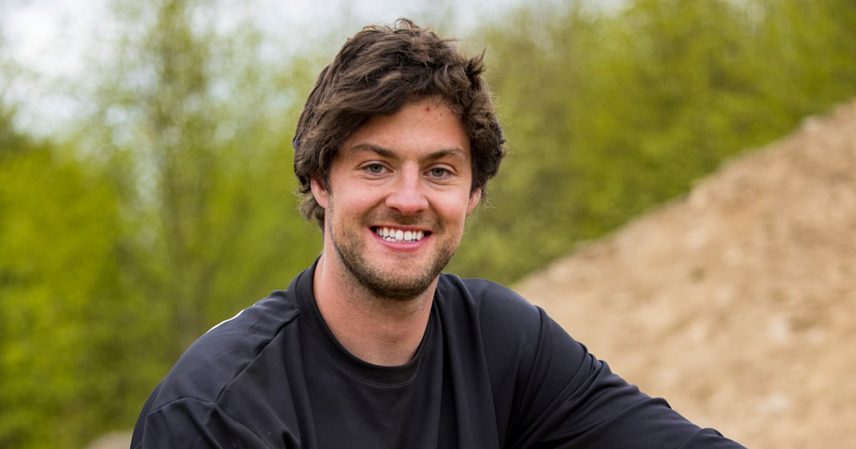 Matt Jones: MTB backyard slopestyle course – video