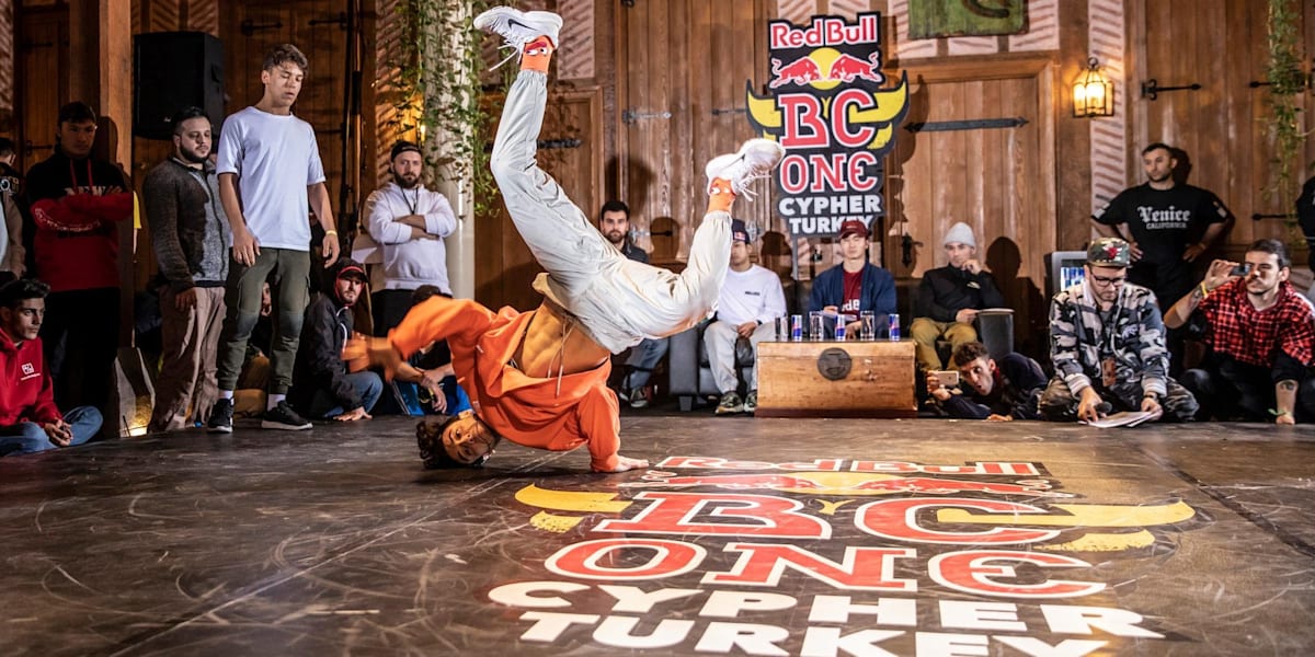 Bir Danstan Daha Fazlası: Breaking'in İcadı