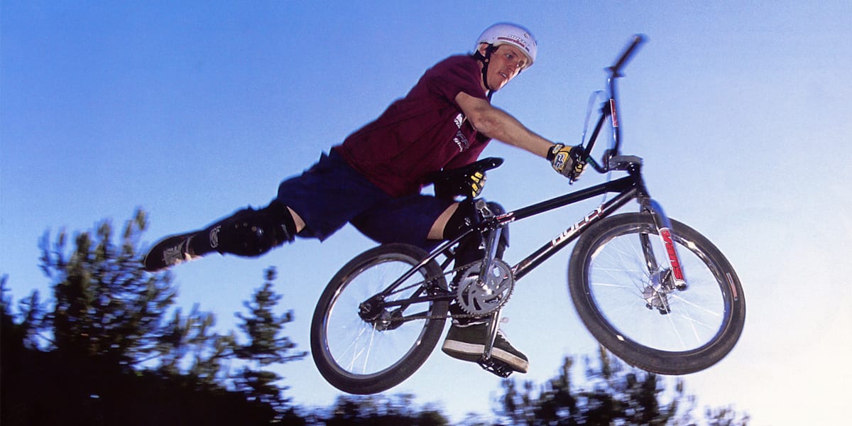Go Fast Pull Up: film about BMX racer Jimmy LeVan