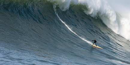 Made In S5 E3: big wave paddle surfing – video