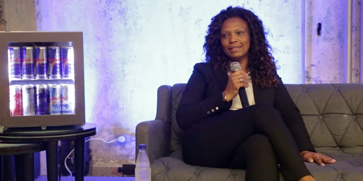 Eliane Dias fala sobre carreira com Racionais Mc's