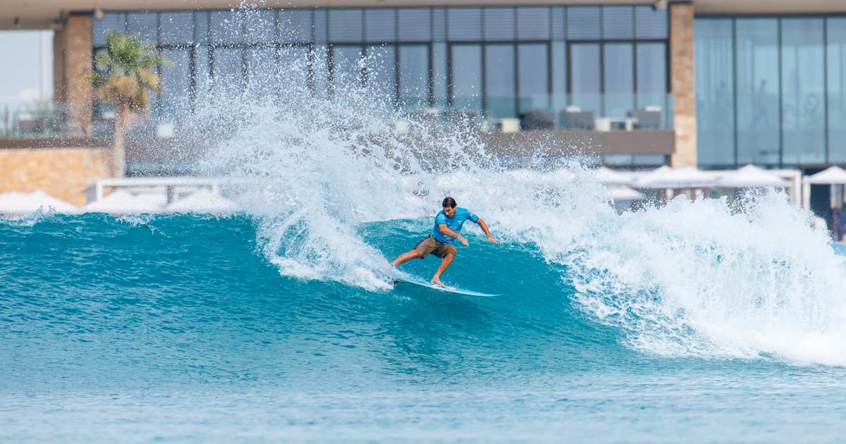 WSL Championship Tour 2025: Surf Abu Dhabi Pro Day 1