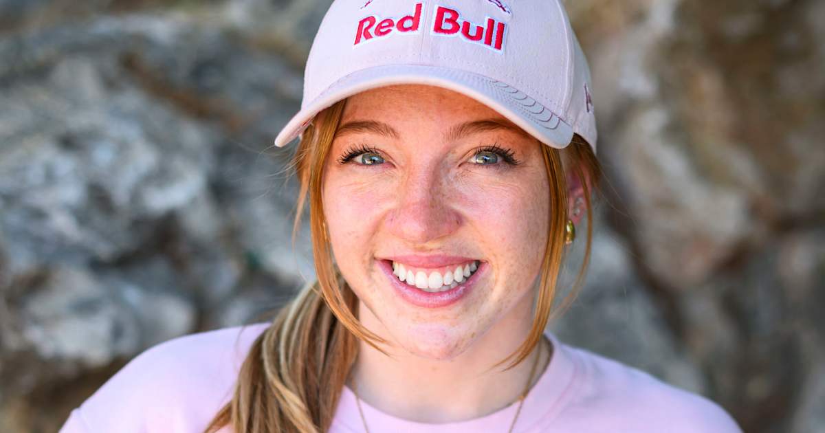 Molly Carlson: Cliff Diving – Red Bull Athlete Page