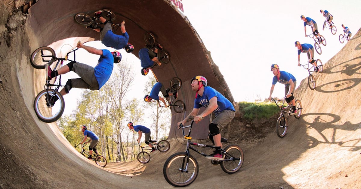 Mike “Hucker” Clark se casca un loop completo