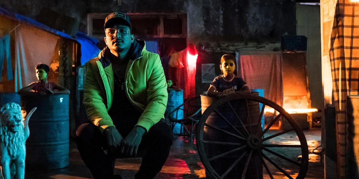 Indian rapper Divine: Watch One Side – music video