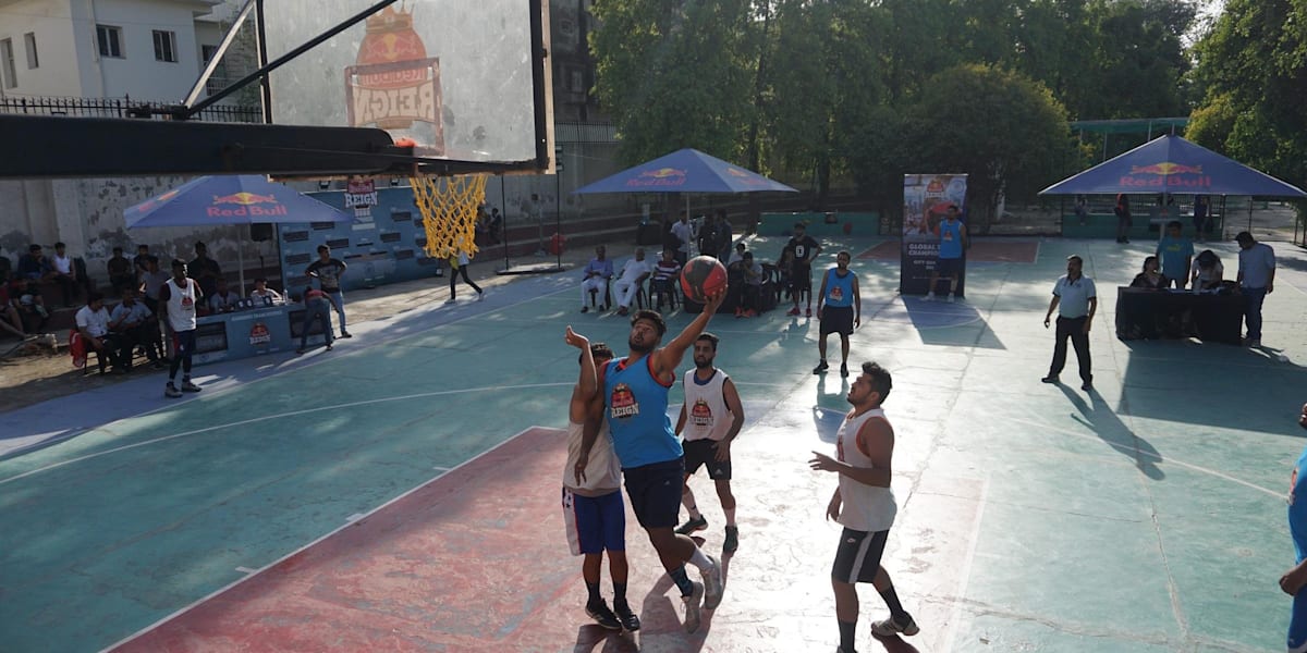 How 3v3 basketball compares with the 5v5 game