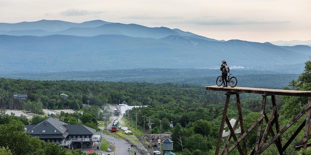 MTB Raw S2 E10: Carson Storch railroad track - video