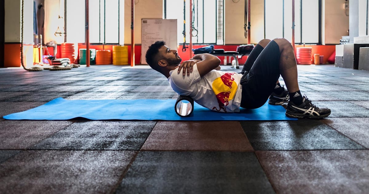Foam rolling for fitness: 9 reasons you should use one