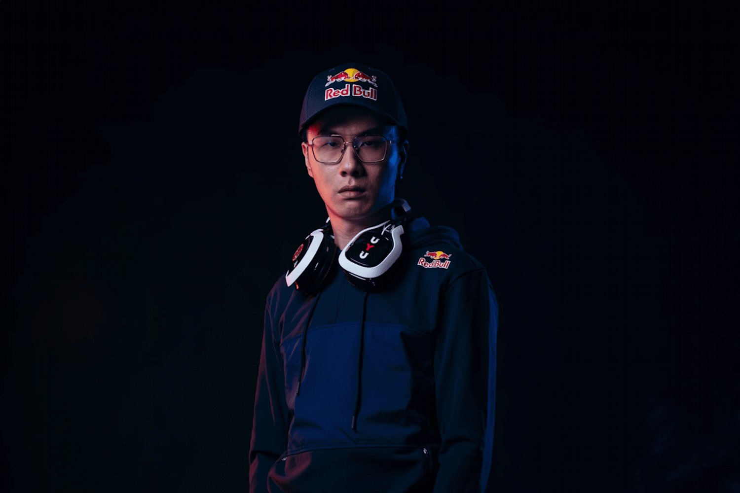 Li-Wei ‘Oil King’ Lin: Street Fighter V Taiwan FGC