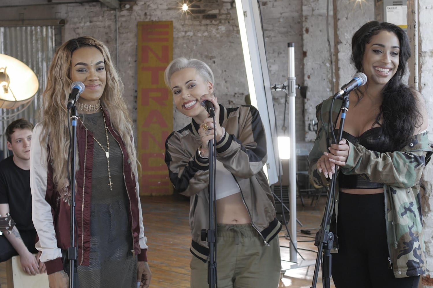Stooshe: sesión en acústico de las chicas londinenses