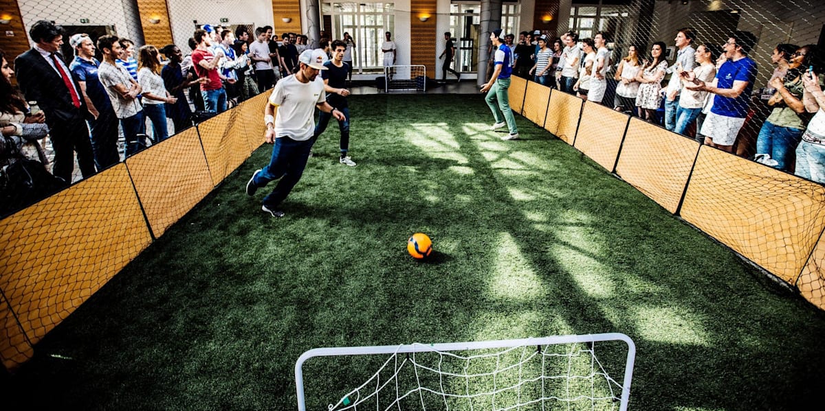 Dual Football : Le tournoi à Paris en vidéo