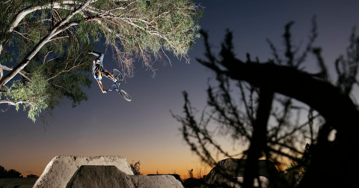 BMX : Mike ‘Hucker’ Clark en Californie dans At Home