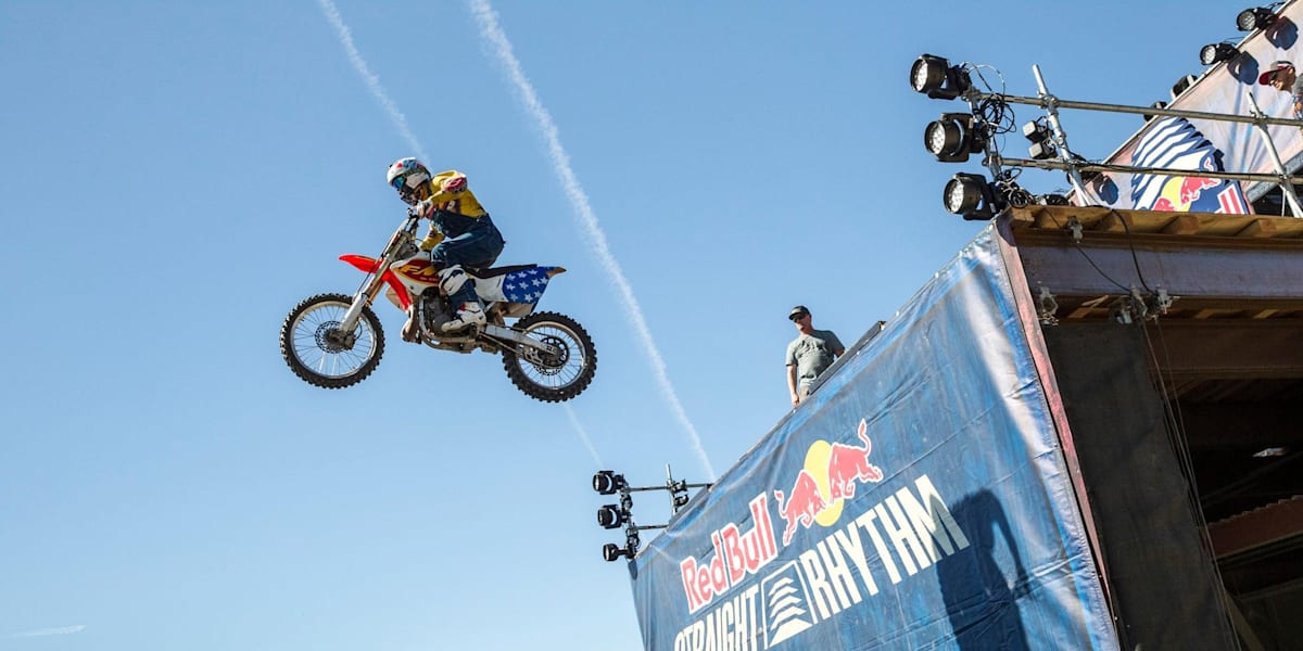 Ronnie Mac vs. Trevor Piranha