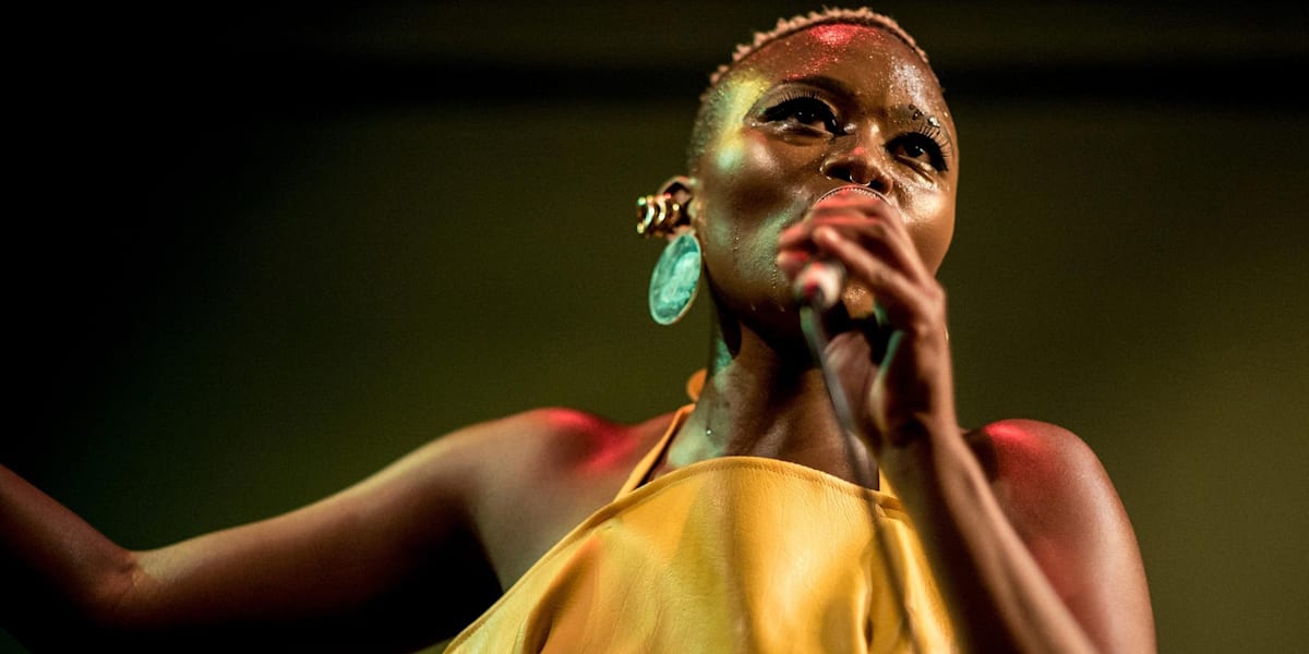 Zoë Modiga: In Control, And Diggin' It