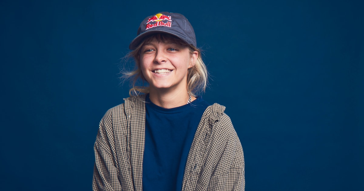 Bella Bacon: Freeskiing – Red Bull Athlete Profile