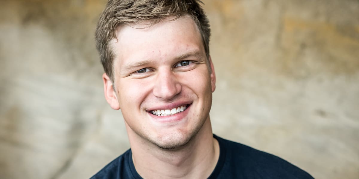 Chris Bednar: Cliff Diving – Red Bull Athlete Page