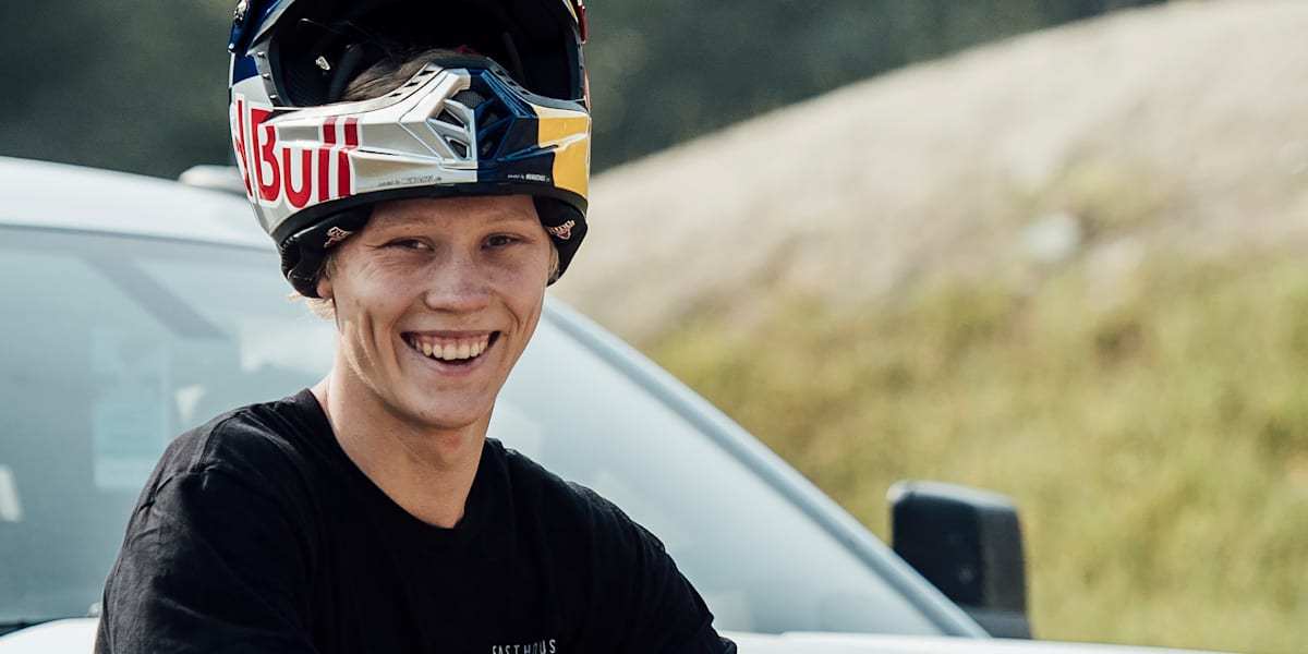 EMIL: Emil Johansson's comeback – MTB video