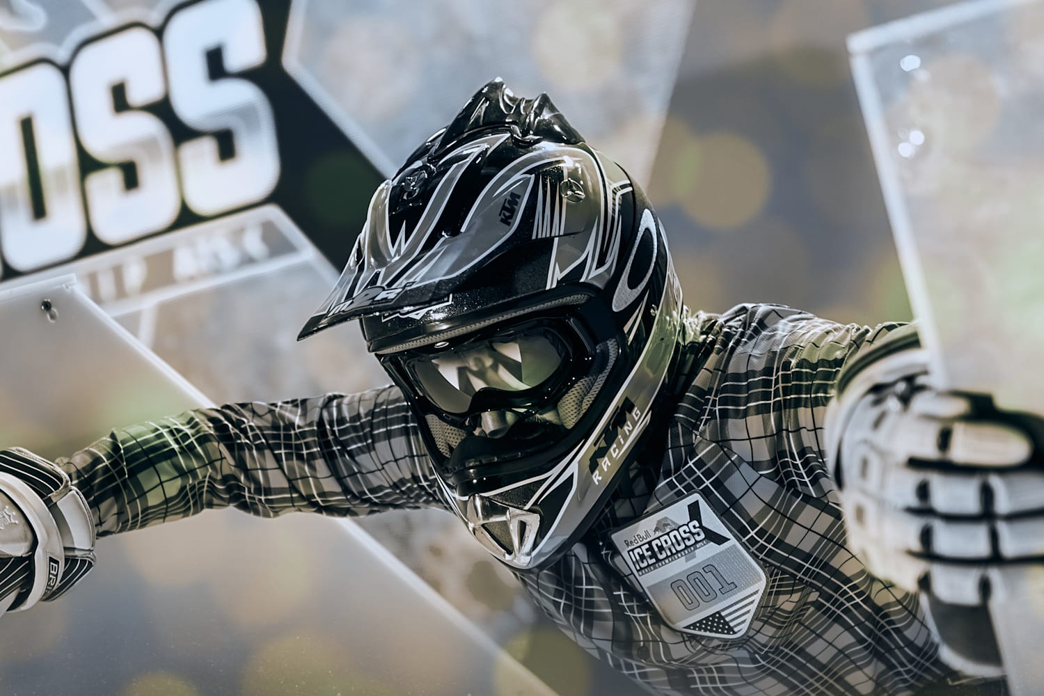 Red Bull Ice Cross: event info & videos