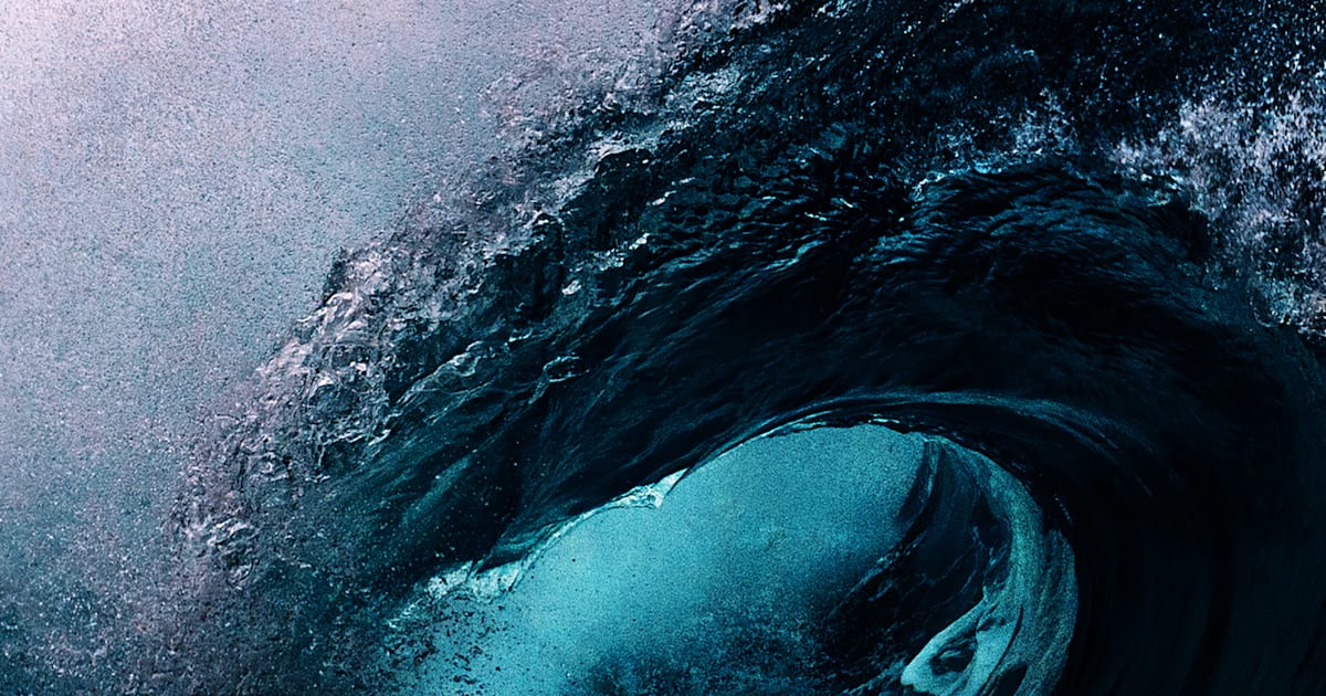 Surfing in Washington: 10 Spots for Your Bucket List