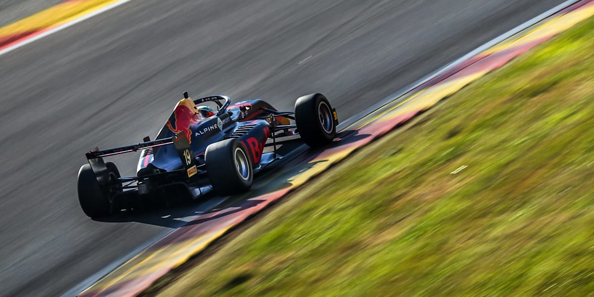 Noel Leon frustrated by others in F Regional at Spa