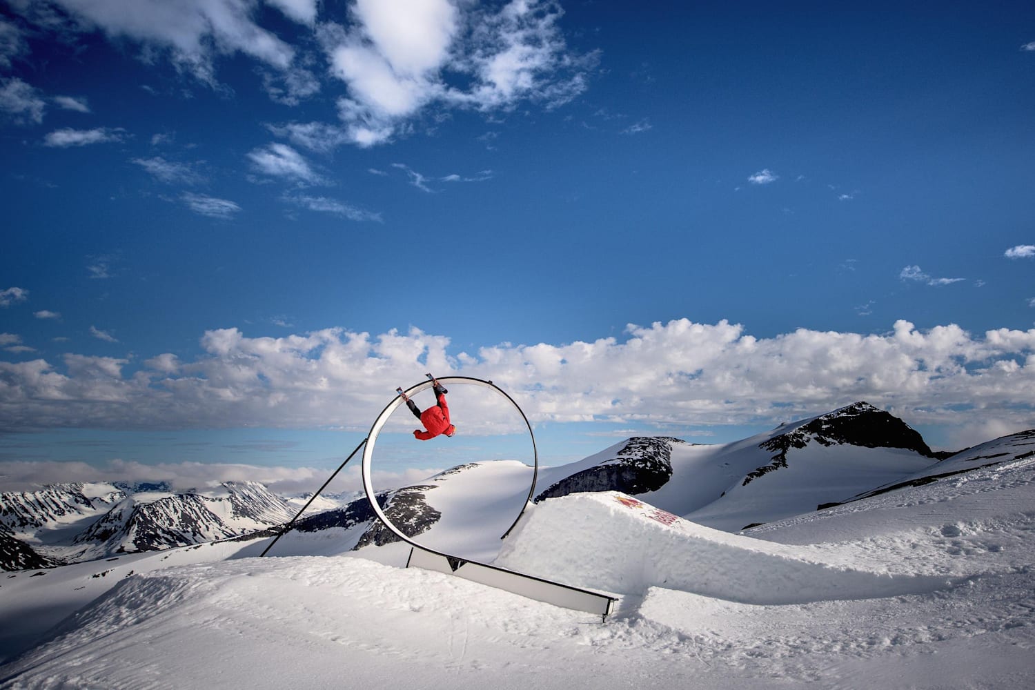 Jesper Tjader – first ski rail loop | Red Bull Snow