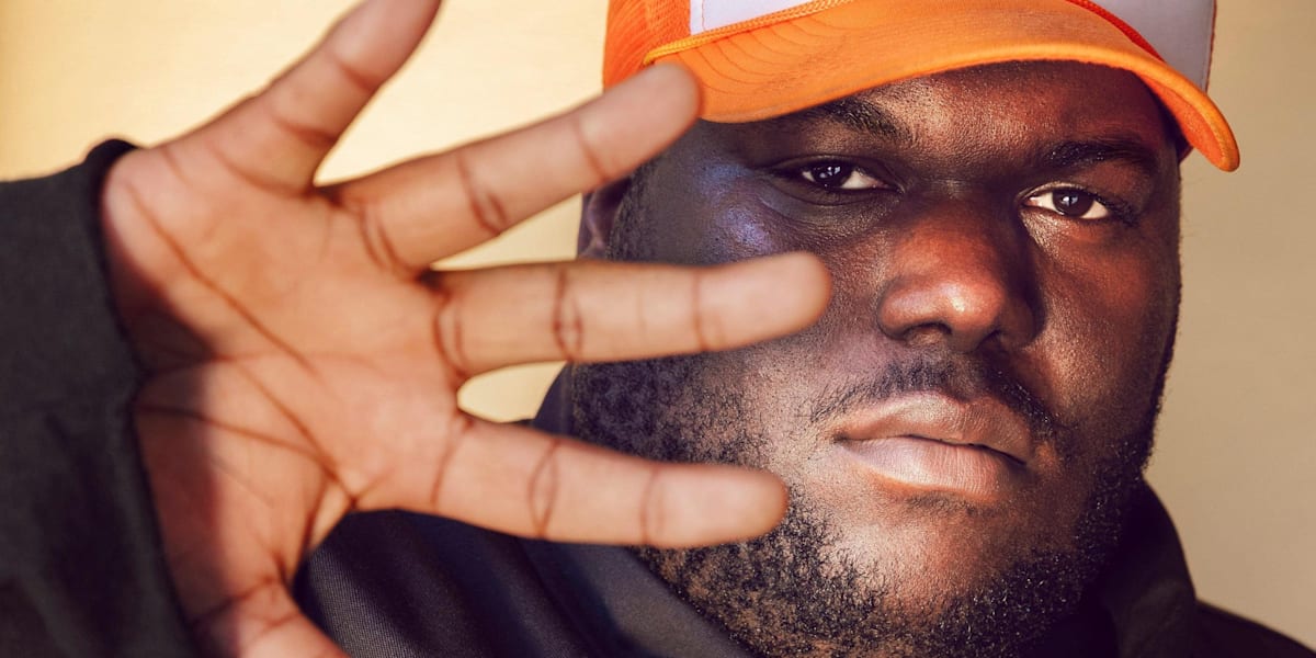 Breakout Artist August 08 Defies Being Labeled