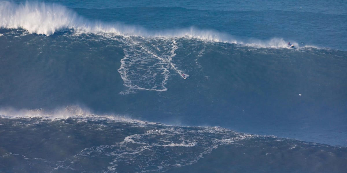 Nazaré surf reaches new heights ++images++