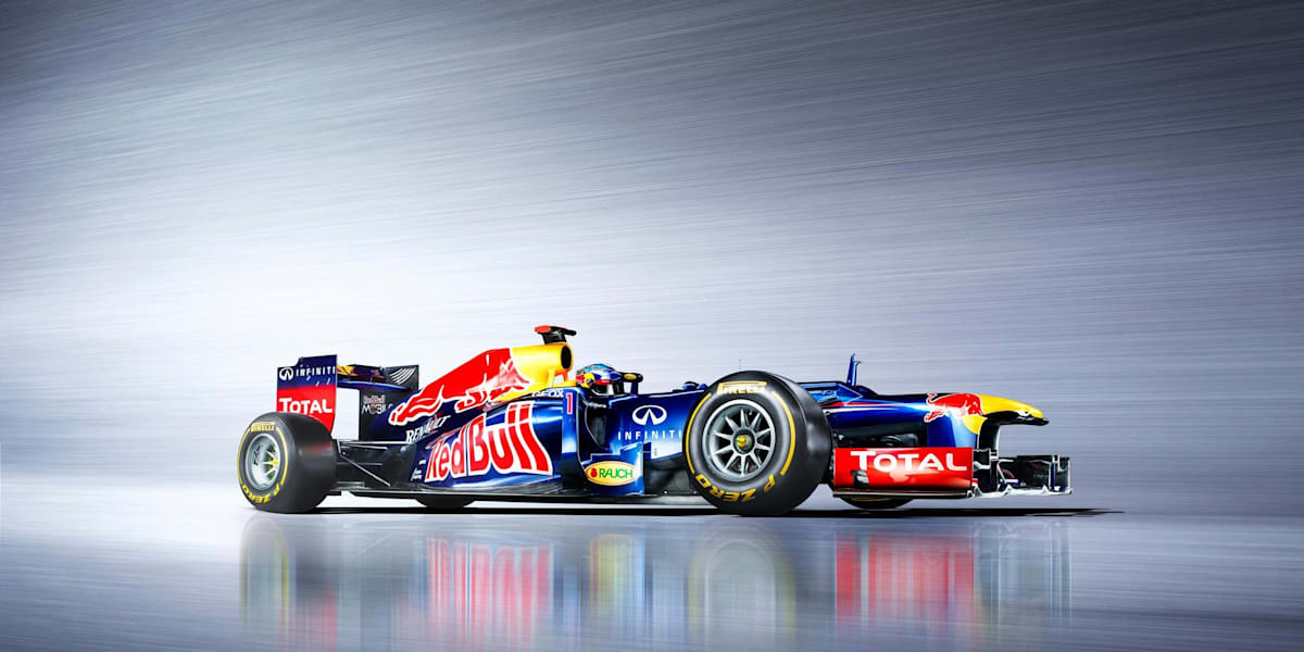 F1 Showrun Belfast 2018: Learn about the RB8