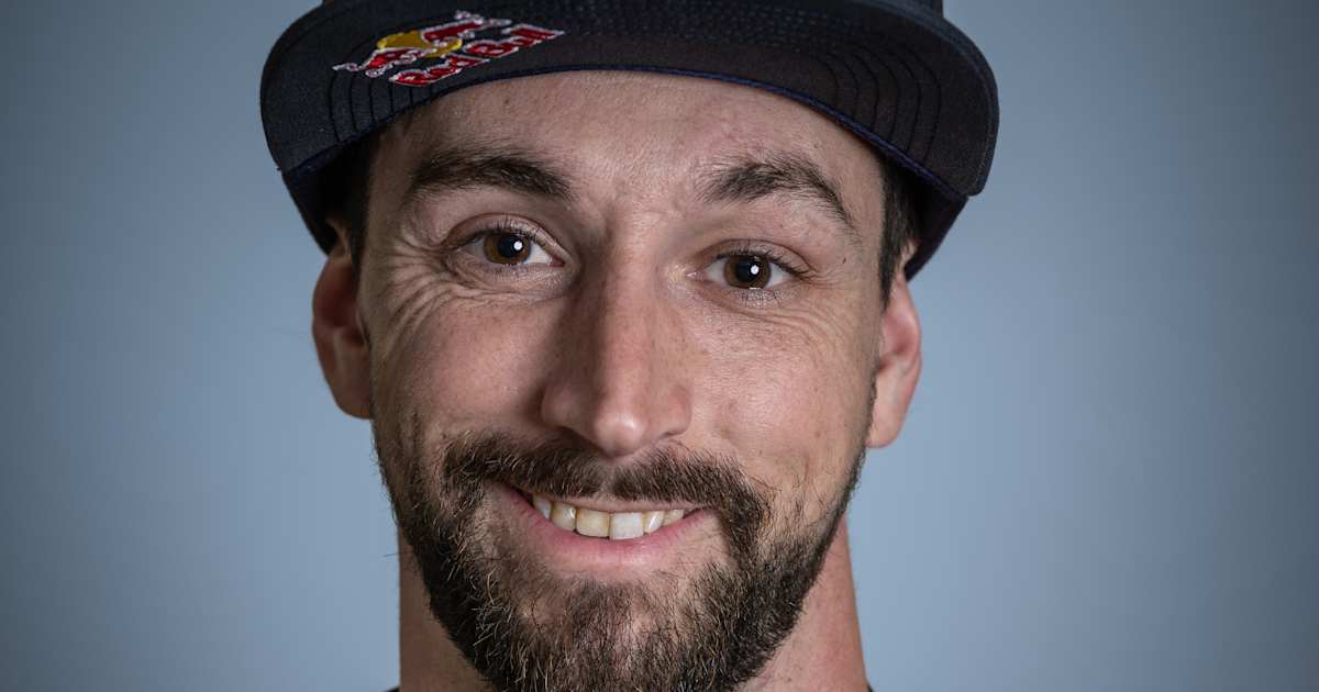 Mike Brewer: Aviation | Red Bull Athlete Profile