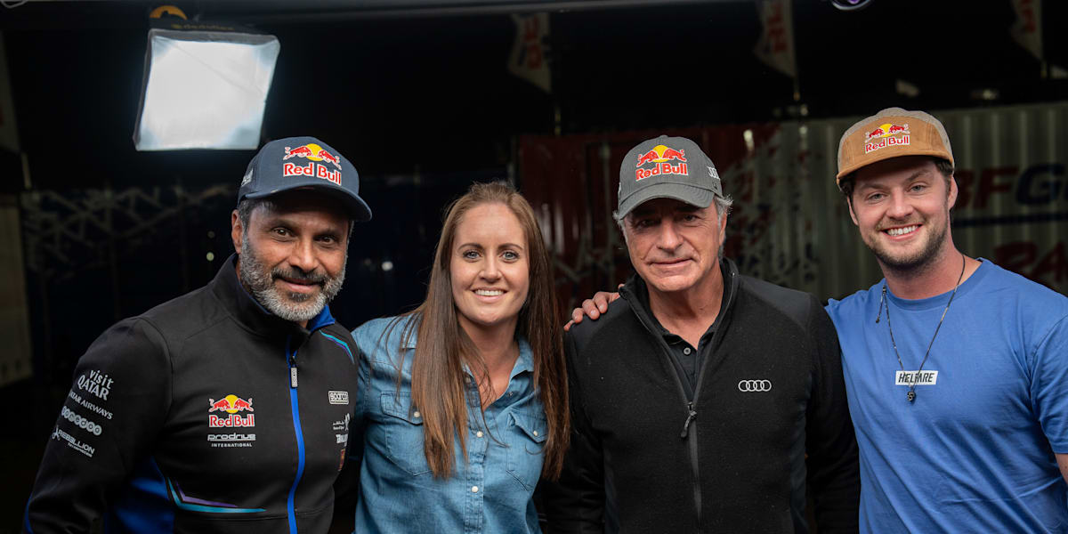 In the Dust S1 E2: Carlos Sainz vs Nasser Al-Attiyah