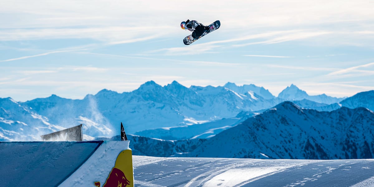 Laax Open 2021: Slopestyle women and men – video